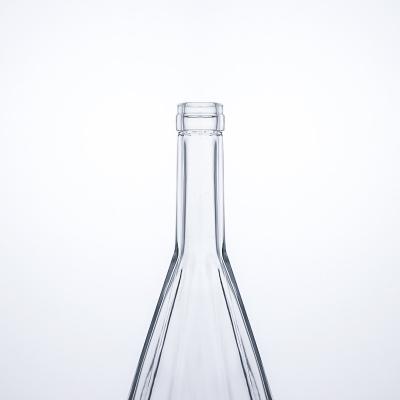 China Glass Bottle Packaging for Liquor Brandy Vodka Whisky Gin Rum 700ml 750ml Custom Design for sale