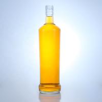 China Custom Design 750ml Whisky Glass Bottle with Material and Clear or Customized Color for sale