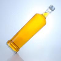 China Custom Design 750ml Whisky Glass Bottle with Material and Clear or Customized Color for sale