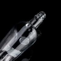 China 500ml700ml750ml Clear Whiskey Bottle with Super Flint Glass Custom Carved Unique Design for sale
