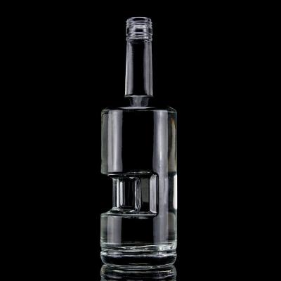 China Collar Material Glass Vodka Bottle 500ml700ml for Liquor Manufacturing Industry for sale