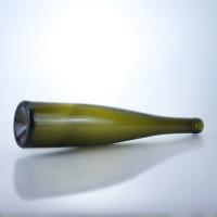 China 500ml 700ml Flint Glass Bottle in Antique Green Color for Wine or Champagne Packaging for sale