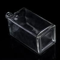 China Screen Printing 1000ML Clear Glass Bottle For Vodka Square Shape With Screw Cap for sale