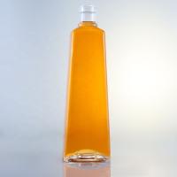 China 750ml Flint Glass Clear Square Round Gin Bottle with Screw Top Finish and Free Design for sale