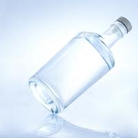China Collar Material Glass 750ml Twist Shape Glass Bottles for Clear or Customized for sale