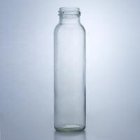 China Industrial Beverage General Flint Glass Water Bottle with Screw Cap 350ml 500ml 750ml for sale