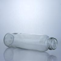 China Industrial Beverage General Flint Glass Water Bottle with Screw Cap 350ml 500ml 750ml for sale