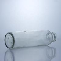 China Industrial Beverage General Flint Glass Water Bottle with Screw Cap 350ml 500ml 750ml for sale