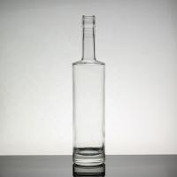 China As Customized 500ml Glass Vodka Bottles With Screw Cap for Vodka Surface Handing for sale
