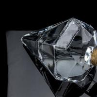 China Glass Whiskey Bottle 700ml with Unique Diamond Shape and Customized Logo for sale