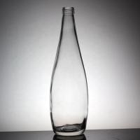 China 500ml Soft Beverage Glass Water Bottle with Transparent Design and Screw Cap Lid for sale