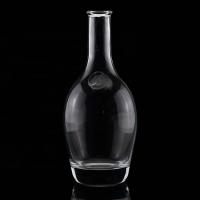 China Industrial Vodka Clear Glass Bottle with Short Neck and Fat Body 500ml 750ml for sale