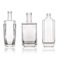 China Acceptable Customer's Logo Glass Square Super Flint 500ml 700ml 750ml Bottle for Gin for sale