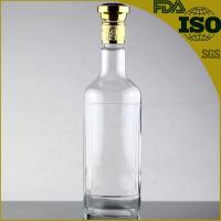 China Whisky Vodka Glass Material 700ml 1000ml Bottle with Metal Cover and Top-Grade for sale