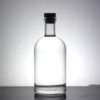 China Whisky Vodka Glass Material 700ml 1000ml Bottle with Metal Cover and Top-Grade for sale