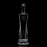China Exquisite Design Vodka Liquor Bottle Clear or Customized 750ml Glass Bottle with Cork for sale