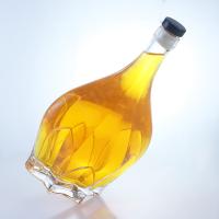 China Flint Glass Embossed Design Screw Cap Spirit Bottle for Whisky Vodka Tequila Gin Rum for sale
