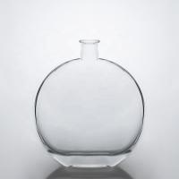 China Custom Clear Flat 750ml Glass Bottle With Cork for Vodka Whiskey Gin Industrial Beverage for sale