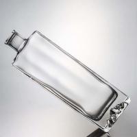 China Super Flint Glass Custom Mountain Base 750ml Whisky Rum Glass Liquor Bottle for Vodka Gin for sale