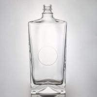 China Glass Spirits Bottle 750ml Gin Rum Tequila Vodka Whiskey with Clear Glass and Cork for sale