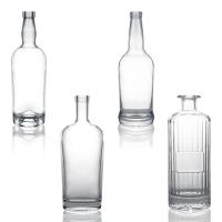 China Clear or Customized 700ml Glass Bottle for Liquor Rum Vodka Whisky Tequila and Gin for sale