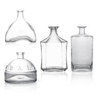 China Glass Base 500ml 700ml 750ml Clear Flint Liquor Bottle with Custom Cap and Cork Top for sale