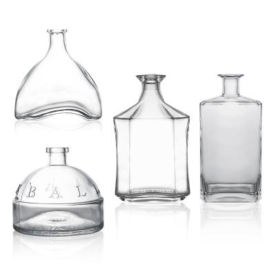 China Glass Base 500ml 700ml 750ml Clear Flint Liquor Bottle with Custom Cap and Cork Top for sale