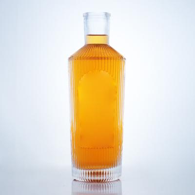 China 700ml Unique Design Flint Glass Bottle for Gin Rum Champagne Brandy Whisky Liquor for sale