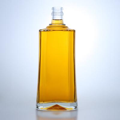 China Customized Logo 500ml Clear Flint Glass Bottle for Gin Rum Champagne Brandy Whisky Liquor for sale