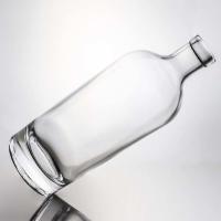 China Screw cap 750ml 1000ml clear flint gin rum champagne liquor glass bottle with wood cork for sale