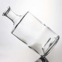 China Clear or Customized Round Shaped 750ml 1000ml Glass Bottle With Wood Cork for Whisky for sale