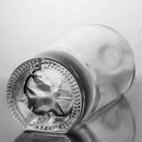 China Sealing Type Cork 500ml 800ml 1000ml Round Shaped High Flint Glass Bottle for Liquor for sale
