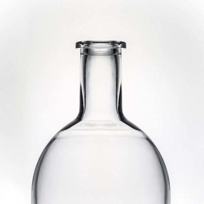 China Whisky 750ml 800ml 1000ml Clear Flint Heavy Base Glass Bottle with Wood Cork for sale