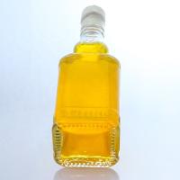China 350ml 500ml Screw Cap Flint Glass Transparent Bottle for Whisky Vodka Champagne Tequila Gin Rum for sale