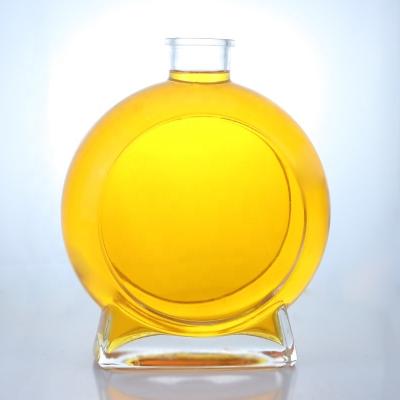 China Thick Bottom Cork Sealing Type Empty Glass Bottle for Gin Whisky Rum Tequila Brandy for sale