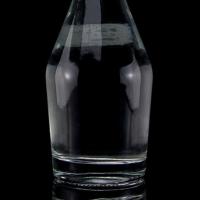 China Hot Stamping Customized 700ml 750ml Glass Bottle for Whisky Gin Vodka Rum Liquor for sale