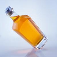 China 750ml Clear Varnish Liquor Glass Bottle For Unique Liquid Whisky Vodka Rum Tequila for sale