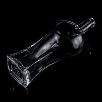 China Clear 200ml 375ml 500ml 750ml Glass Liquor Wine Whisky Vodka Tequila Bottle With Cork for sale