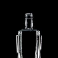 China 500ml 700ml 750ml Flint Glass Bottle for Champagne Gin Rum Transparent and Embossed for sale
