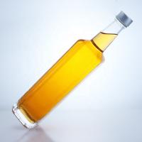 China 500ml 750ml Square Whiskey Vodka Bottles for Screw Top Tequila Glass Liquor Bottles for sale