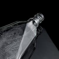 China Thick Bottom Clear Flint Glass Bottle for Gin Whisky Rum Tequila and Brandy 2022 Design for sale