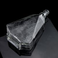 China Thick Bottom Clear Flint Glass Bottle for Gin Whisky Rum Tequila and Brandy 2022 Design for sale
