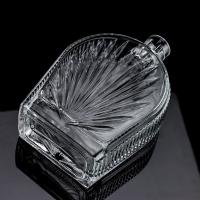 China 1000ml Flint Glass Transparent Empty Vodka Whisky Glass Bottle for Your Requirements for sale