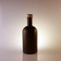 China 500ml 750ml Empty Glass Bottle with Cork Customized Varnish Vodka Tequila Liquor for sale