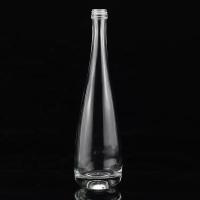 China Elegant Japanese Sake Alcohol Bottle 500ml Distinctive Glass with Sealing Type Cork for sale