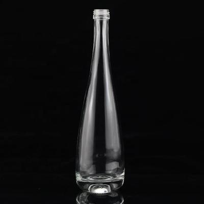 China Elegant Japanese Sake Alcohol Bottle 500ml Distinctive Glass with Sealing Type Cork for sale