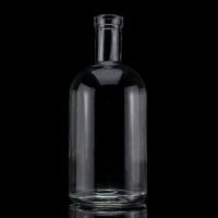 China Base Material Glass Liquor Bottle 500ml 700ml 750ml with Cork Seal and Round Shape for sale