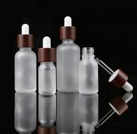 China Square Glass Dropper Bottle Featuring Blank or Printed Calibration Suitable forCosmetics and Laboratory for sale