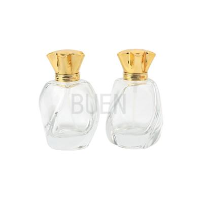 China 360 Degree Rotation Portable Perfume Bottle With Golden Plastic Cover Bayonet for sale