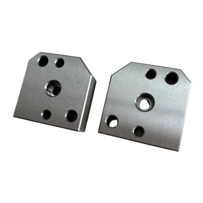 China ISO 9001:2015 Certified High Precision CNC Machined Bracket and Heat Sink with High Tolerance for sale